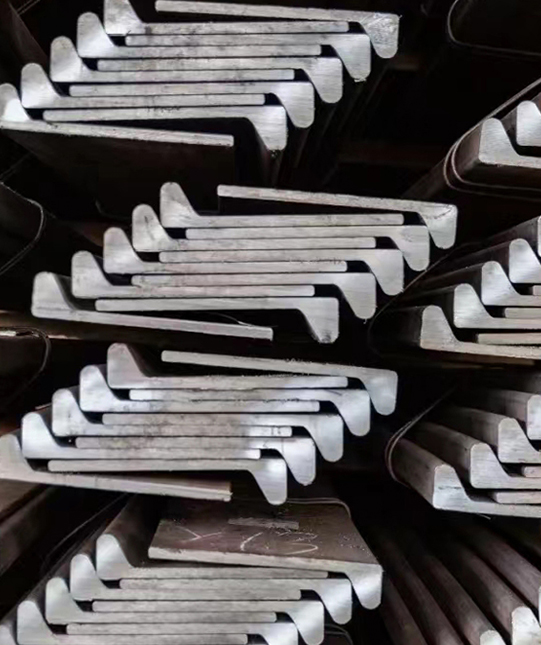 Hot Rolled Wire Rod In Coil (WR)